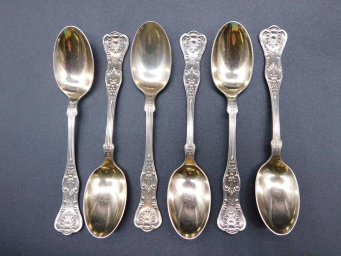 Theodore B Starr Monogrammed Sterling Silver Spoons Set