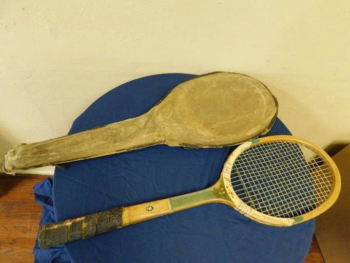 VINTAGE AUTOGRAPH AND WILSON TENNIS RACKETS VINTAGE ANTIQUE (#056349 ...