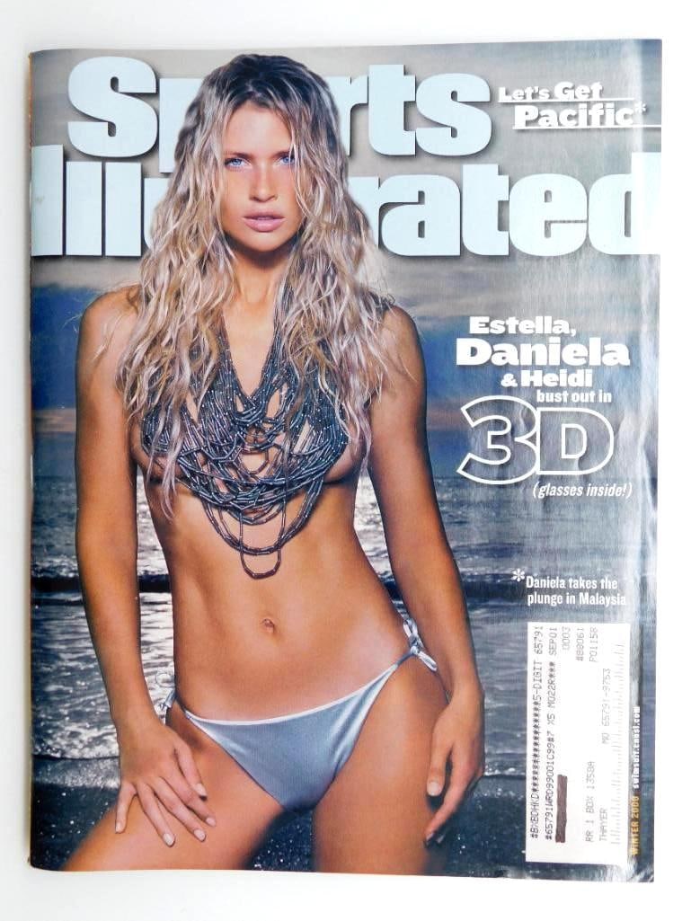 2000 Sports Illustrated Swimsuit Edition Daniela Pestova Cover Magazine Auction