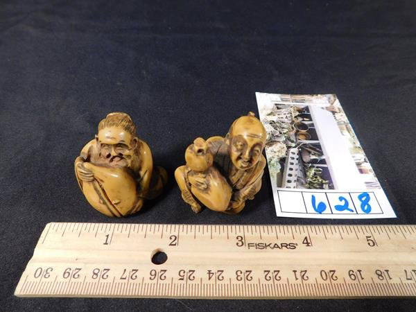 2 Japanese Netsukes Men