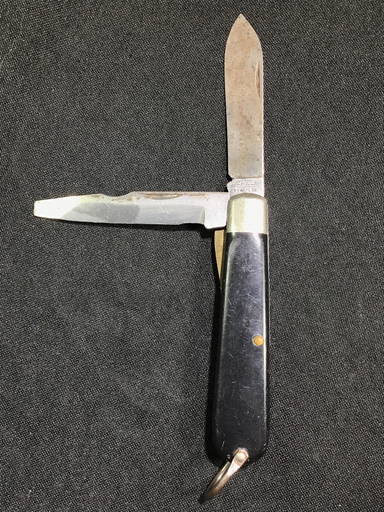 Camillus 2 Blade Knife Measures 7 inches to tip of blade (#0033) on Jun ...