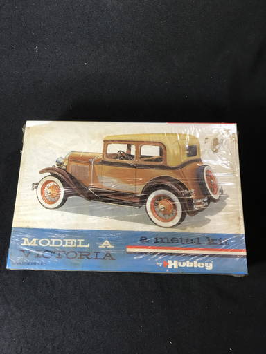 Hubley Model A Victoria W/ Plastic