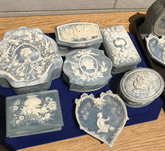 Incolay Stone Collection Some Hinges Have Dried Out