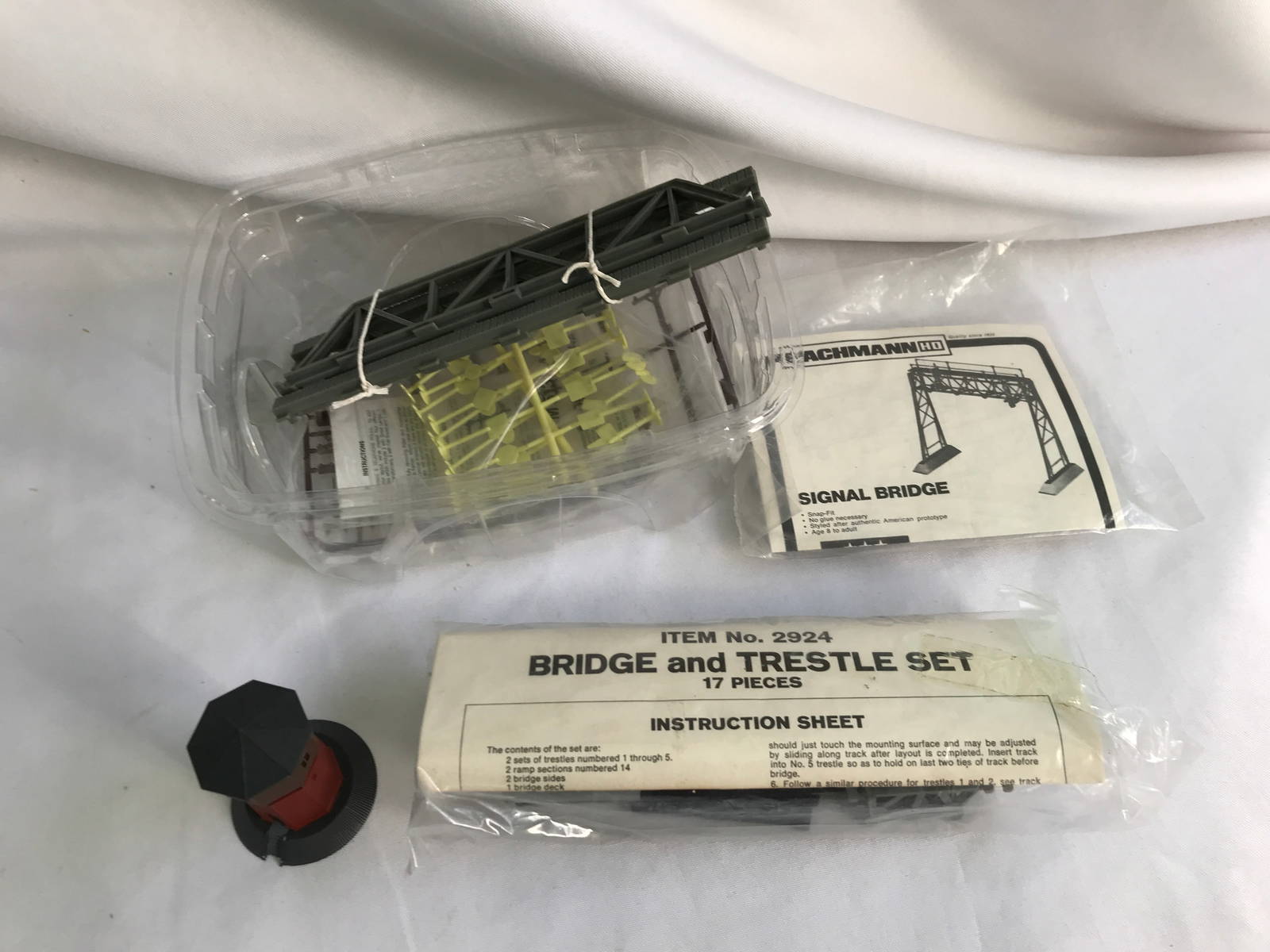 Bachmann Signal Bridge, Bridge & Trestle Set, Auction