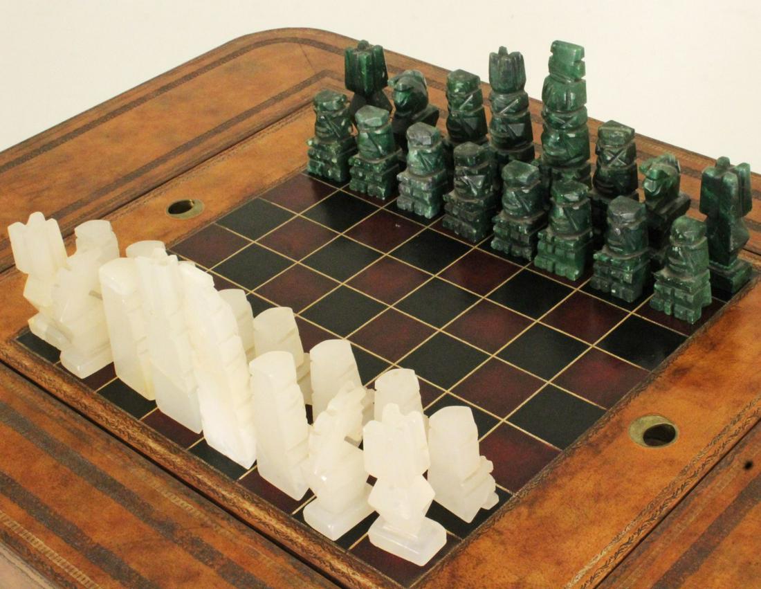 32 PIECE JADEITE AND QUARTZ CHESS SET - Nov 16, 2019 | CLEMENTS in TN