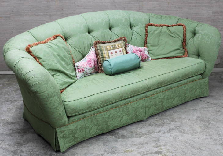 High end Custom roll back sofa (#0601) on Apr 03, 2022 | CLEMENTS in TN