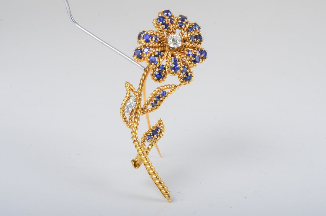 VCA Gold Sapphire Diamond Pin