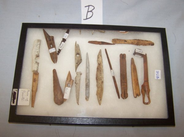 Frame Bone Awls – Harpoons - Jul 21, 2007 | Old Barn Auction, LLC in OH