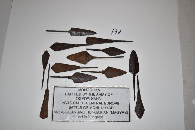 12 Mongolian Arrowheads