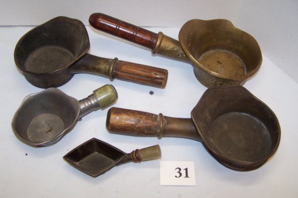 31: 5 pcs. Chinese Pan Iron