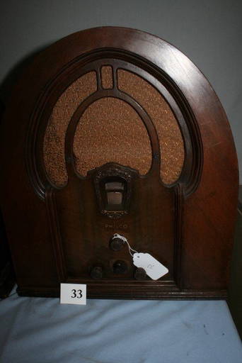 Philco Model ? Cathedral - WILL NOT SHIP - Mar 23, 2013 | Old Barn ...