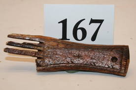 Rare Eskimo Prehistoric Comb - Aug 06, 2016 | Helm Auction in CA