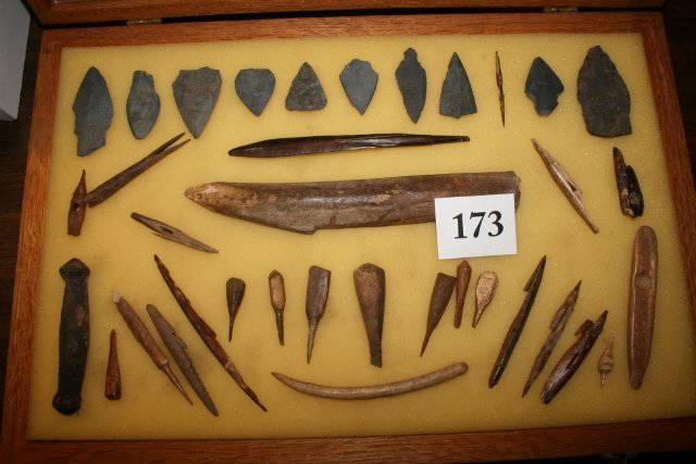 10 Slate Points Bone And Walrus Ivory Artifacts
