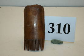 Rare Eskimo Prehistoric Comb - Aug 06, 2016 | Helm Auction in CA