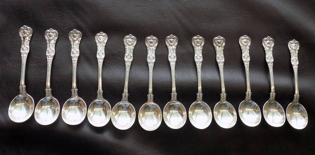 12 Beautiful Tiffany English King Sterling Silver Gumbo Soup Spoons