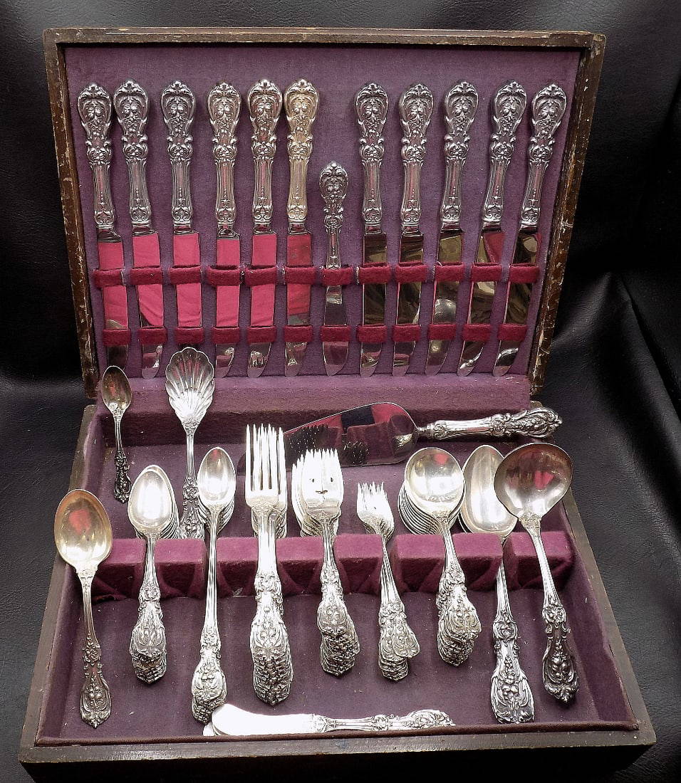 Lovely Reed And Barton Francis 1st Sterling Silver Flatware Dinner Set ...