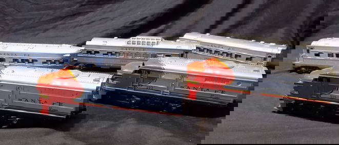 Lionel Santa Fe Passenger Train Set