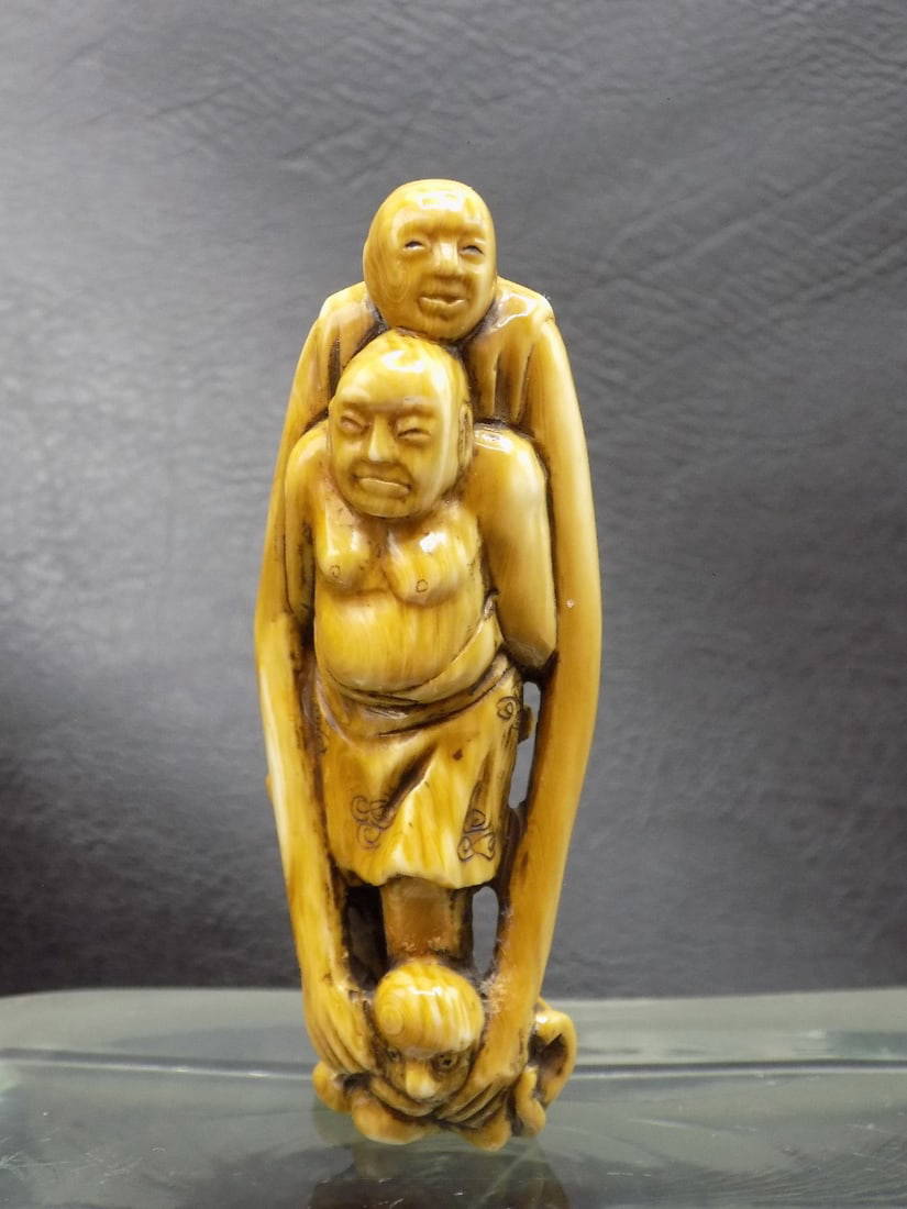 Magnificent Carved Oriental Netsuke Auction