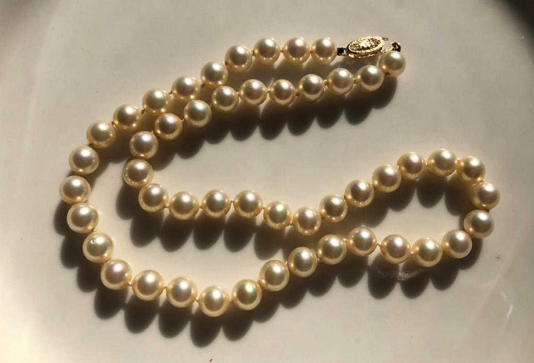 Vintage 14k Gold Clasp Pearl Necklace