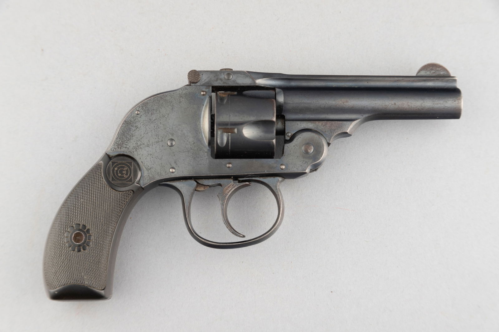H&r Hammerless Model Revolver, .32 S&w Caliver, Sn 190314, 3" Barrel ...