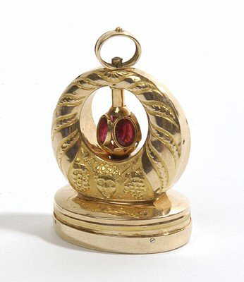 38A: RARE EARLY GOLD MUSICAL WATCH FOB