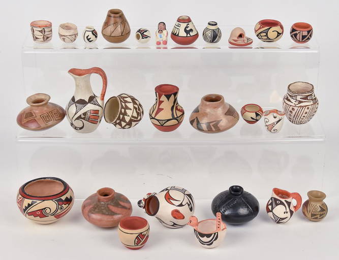 Miniature Southwest Native American Pottery