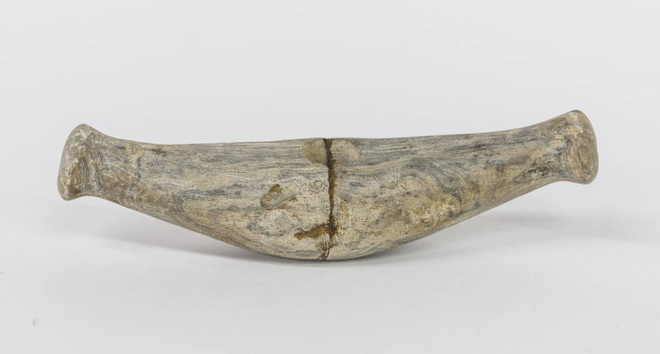 Native American Lunate Bannerstone - Dec 09, 2021 | Forsythes' Auctions ...