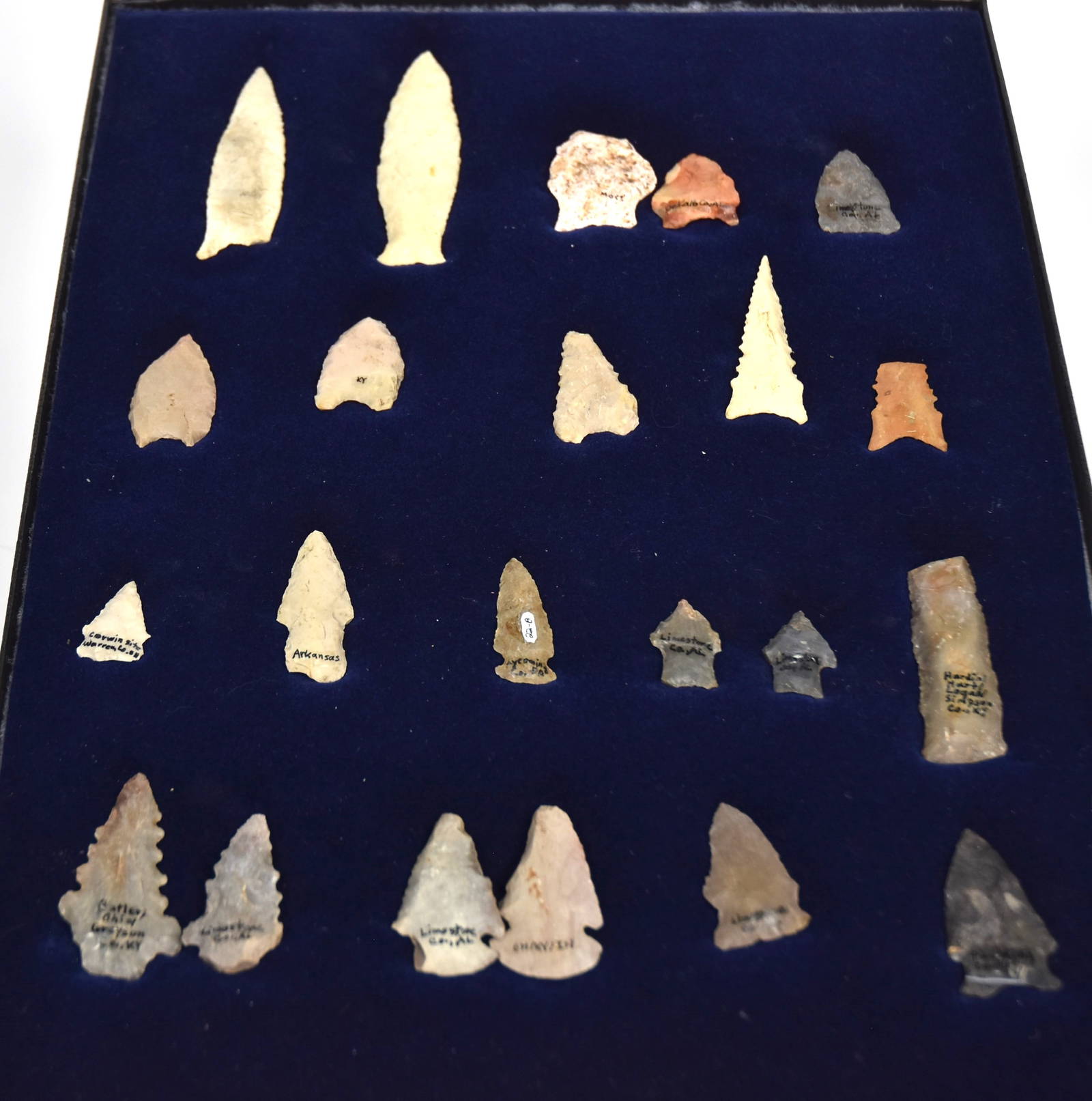 Paleo & Early Archaic Projectile Points Auction
