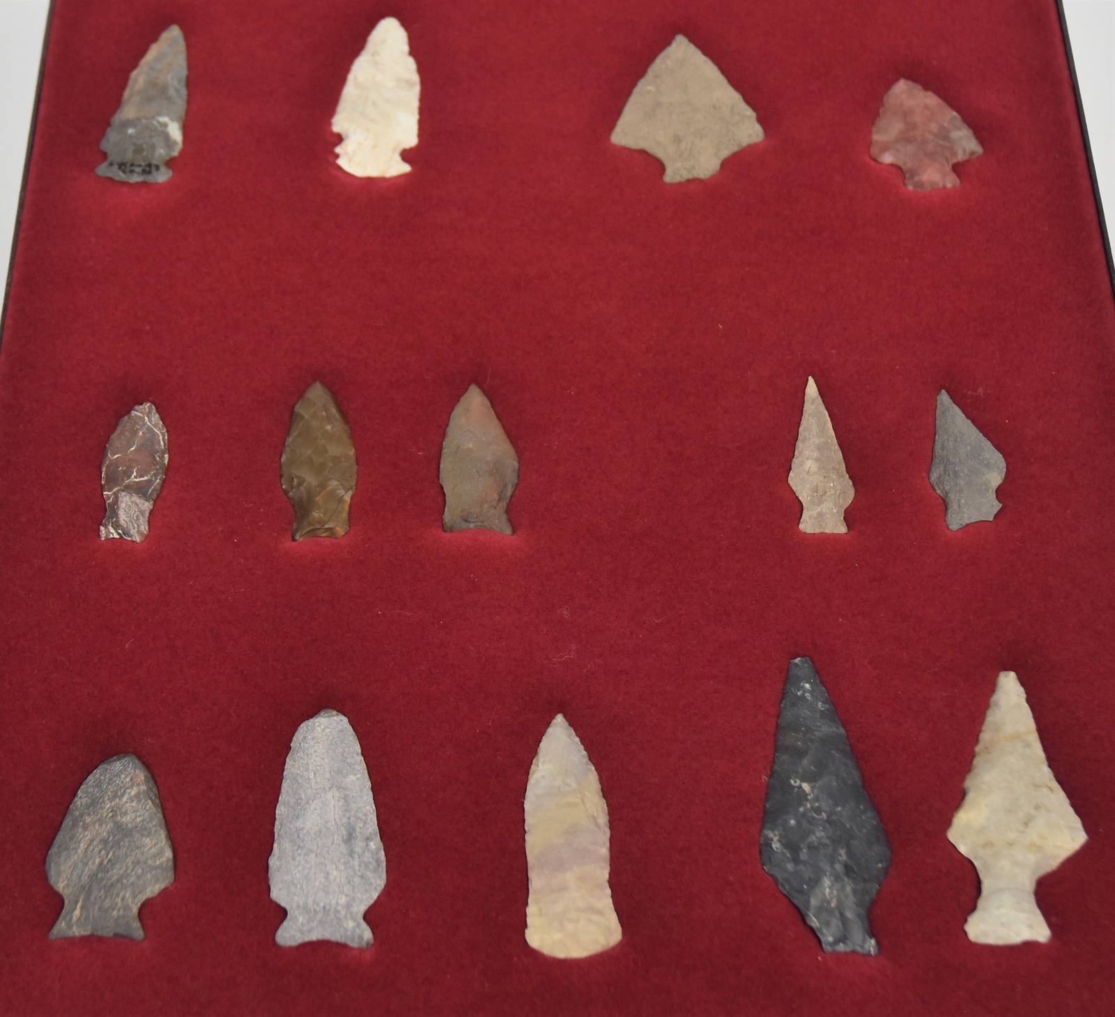 Late Archaic & Early Woodland Projectile Points Auction