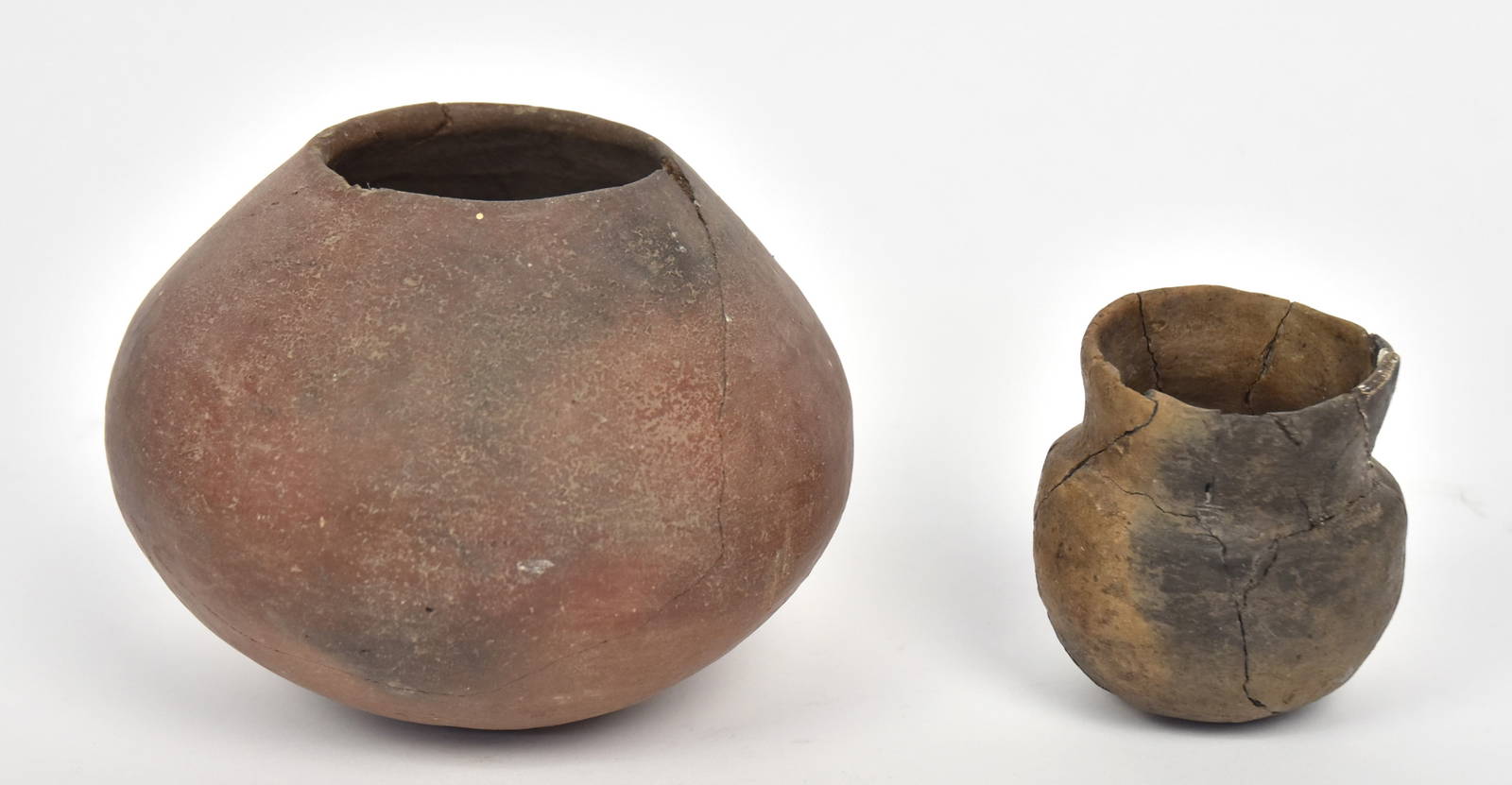 Two Mississippian Pottery Jars Auction
