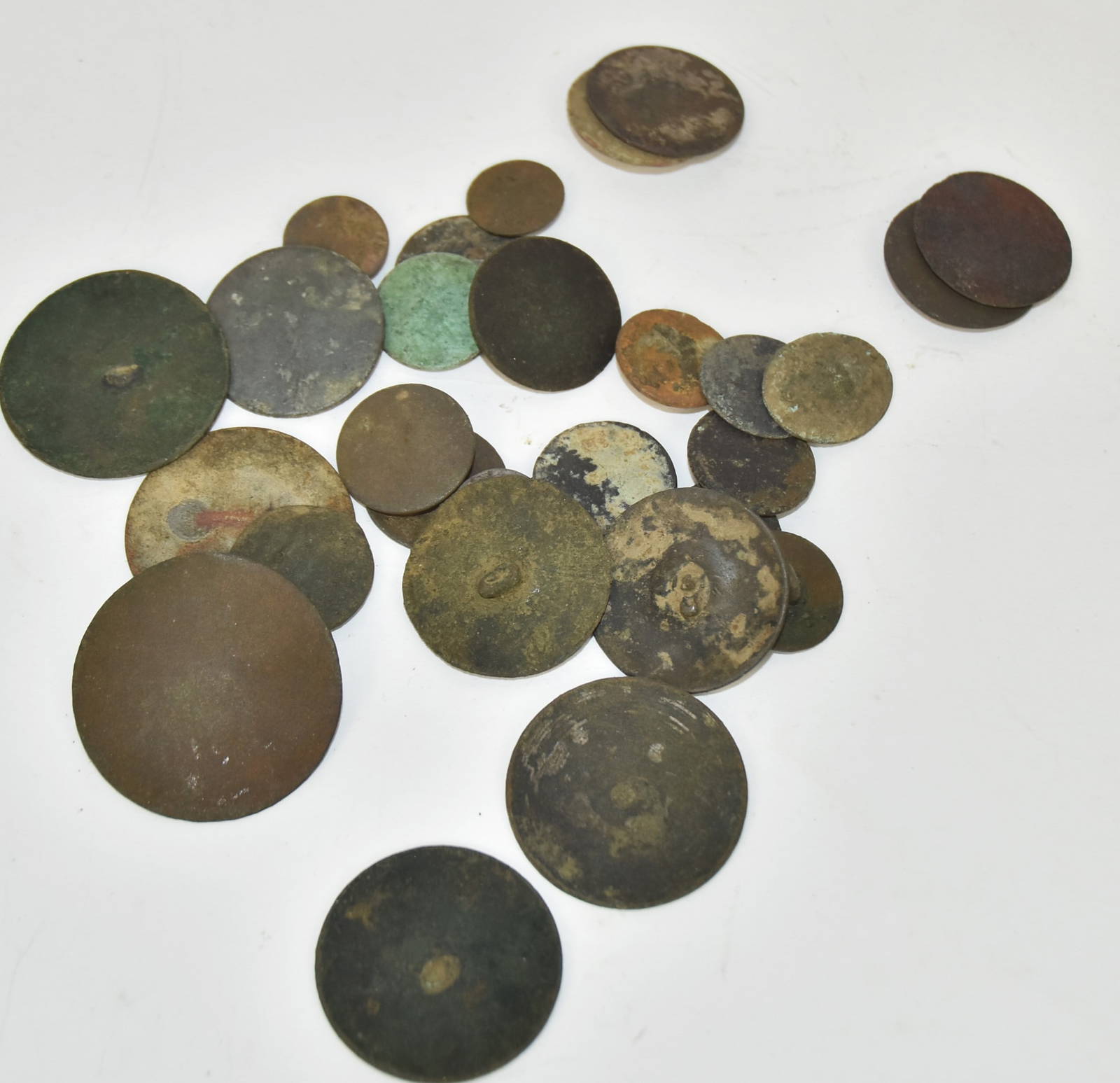 American Revolutionary War Brass Buttons Auction