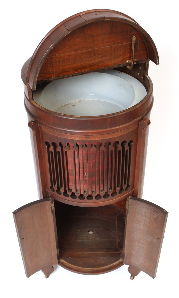Modernola Round Phonograph Cabinet - May 09, 2015 | Forsythes' Auctions ...
