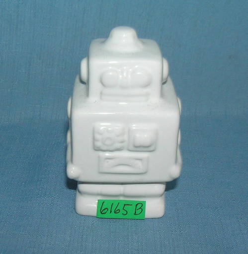 Classic Porcelain Robot White Glaze
