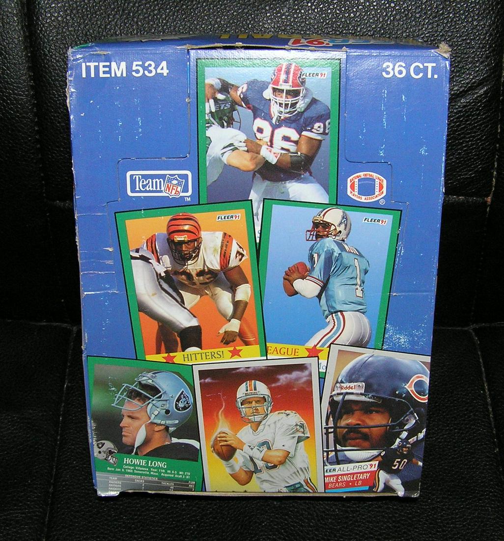 1991 Fleer Football 36 Pack Store Display Box Of Cards