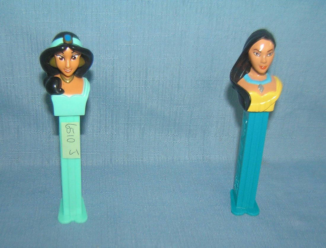 Pair Of Vintage Pez Candy Containers Auction