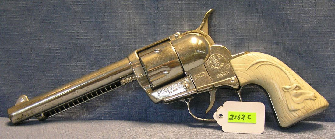 Vintage all cast metal Mattel Fanner 50 cap gun