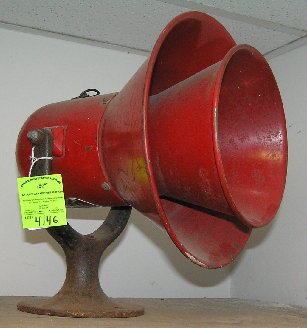 Antique fire siren by the Federal Sign And Signal Corp.