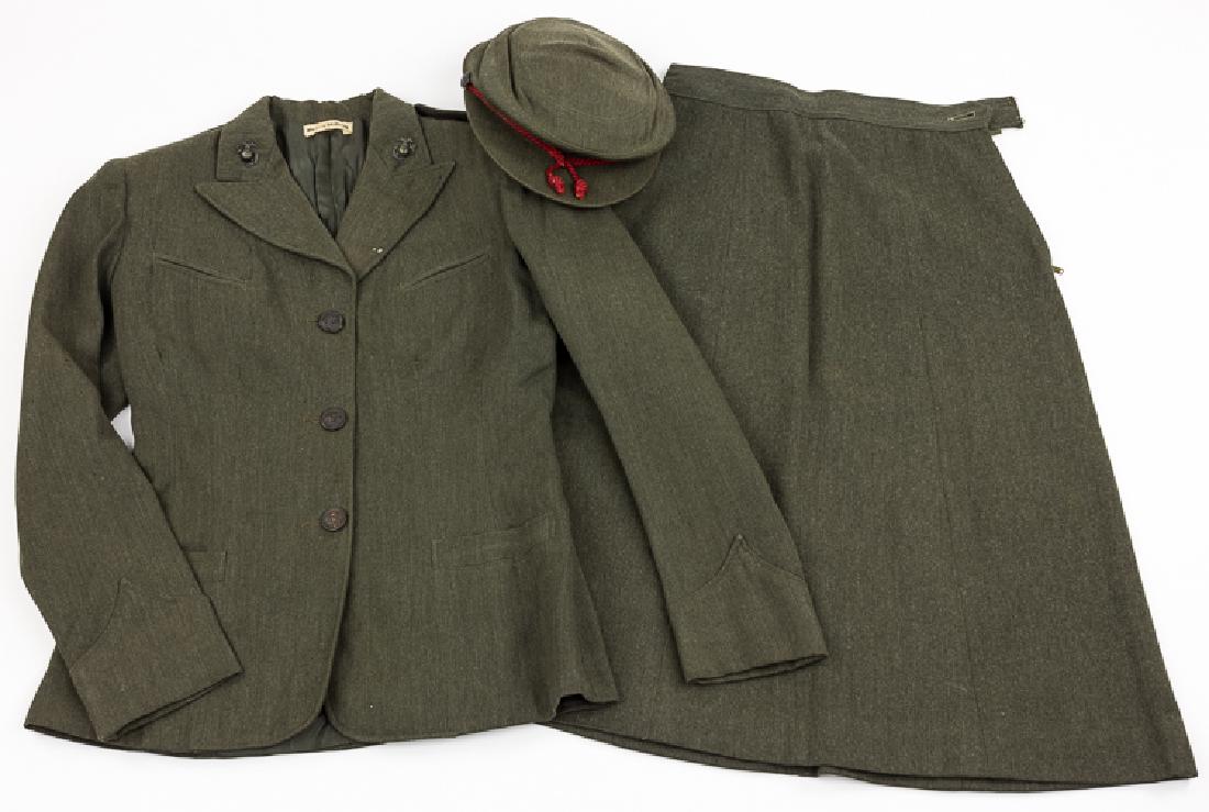 U.S. MARINE CORPS WOMEN'S RESERVE UNIFORM