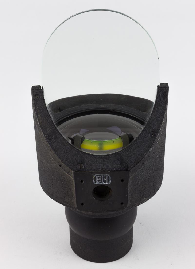 U.S. NAVY ILLUMINATED GUN SIGHT