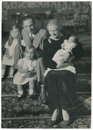Joseph Goebbels And Family By Hoffman