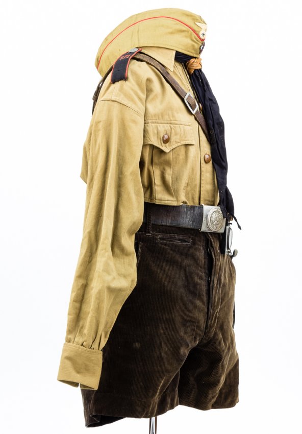 HITLER YOUTH UNIFORM - SUD BADEN : Lot 430