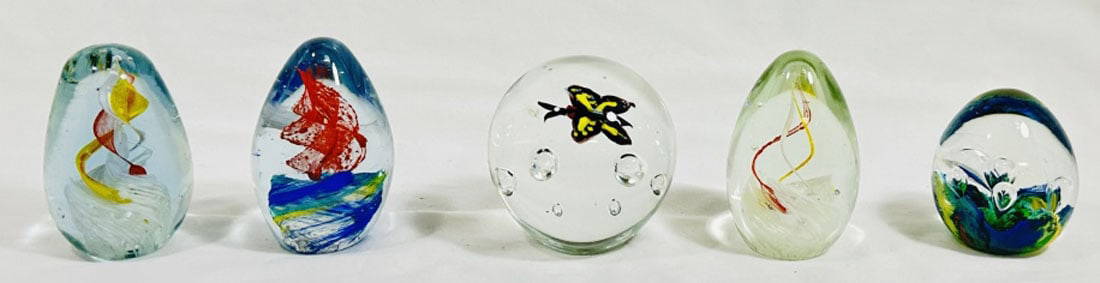 Amazing Lot Of 5 Art Glass 3d Paperweights