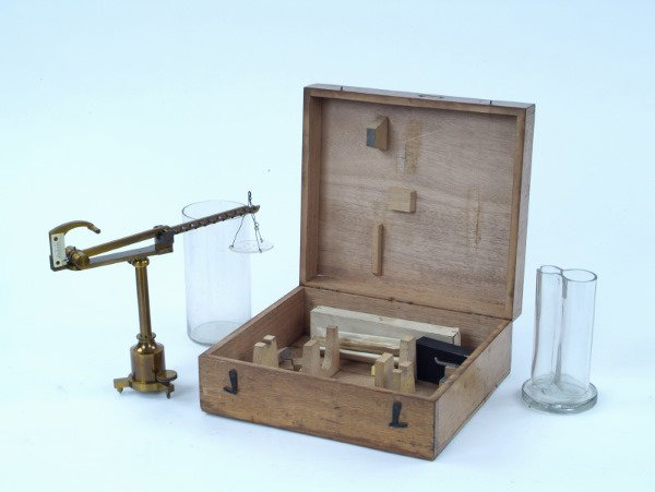 7002329: WESTPHAL BALANCE BY AUGUST SAUTER, EBINGEN.