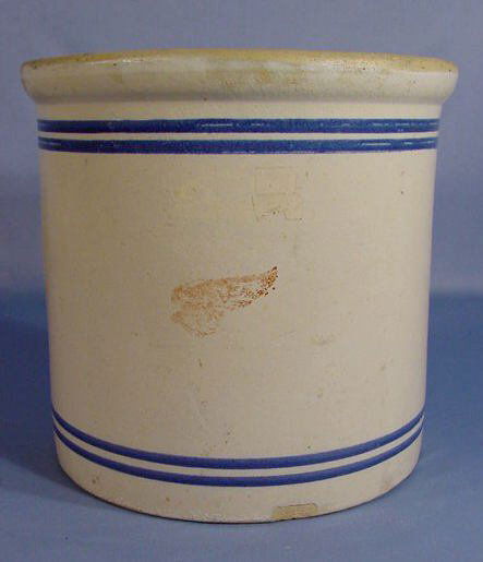 311: 2 Gallon Red Wing Stoneware Crock