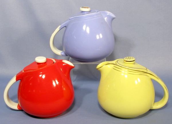 1116: 3 Hall Pert Teapots: Red, Blue, Yellow