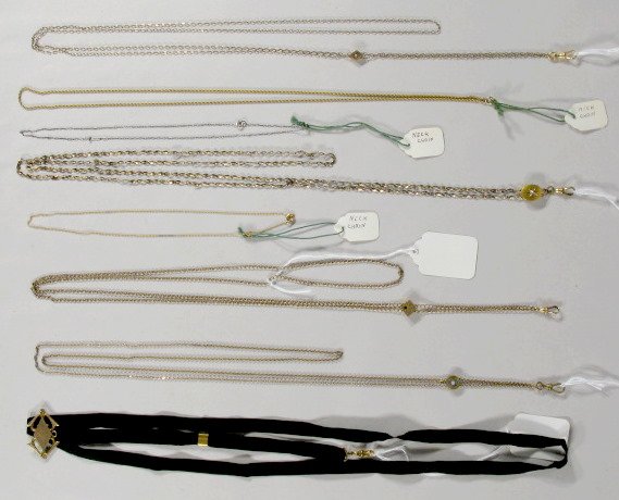 40: 8 Ladies Watch Chains, Neck Chains & Neck Ribbon