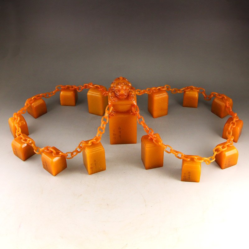 Vintage Chinese Shoushan Stone Tian Huang Stone Seals