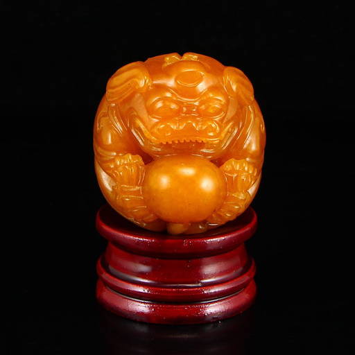 Chinese Shoushan Stone Lion & Ball Statue