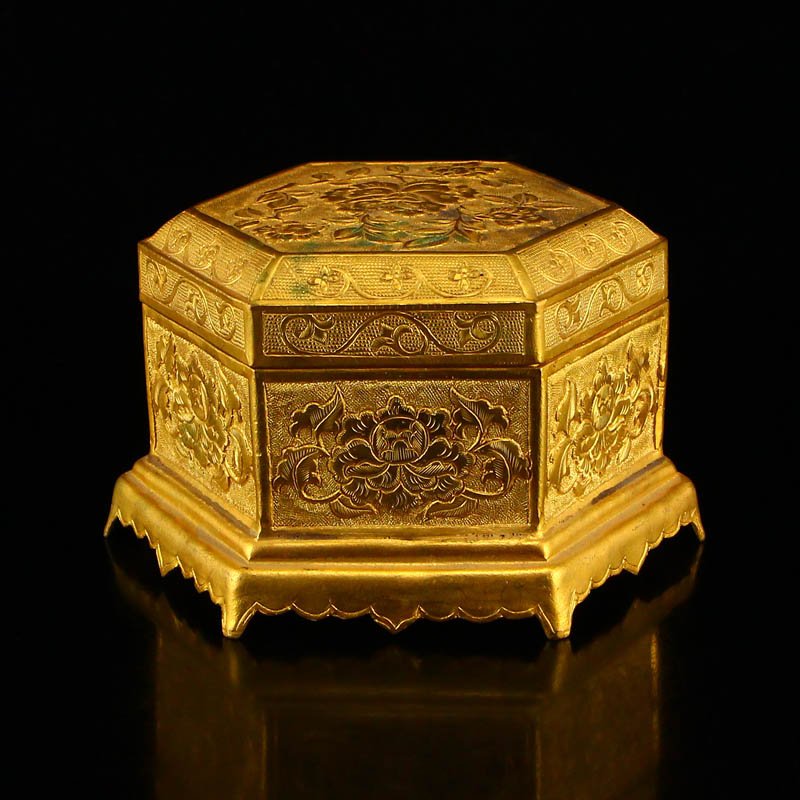 Quan Rong Gallery - Chinese Art Auction