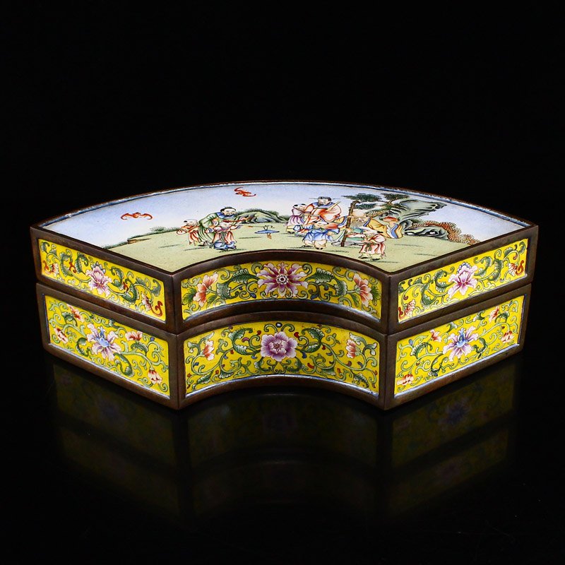 Quan Rong Gallery - Chinese Art Auction